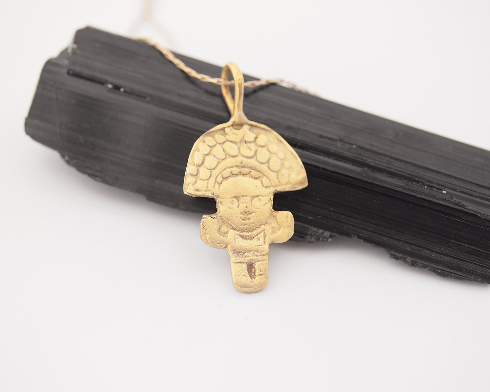 Inti Incan Sun God Necklace, Sun Pendant, Mythology Jewellery - Etsy