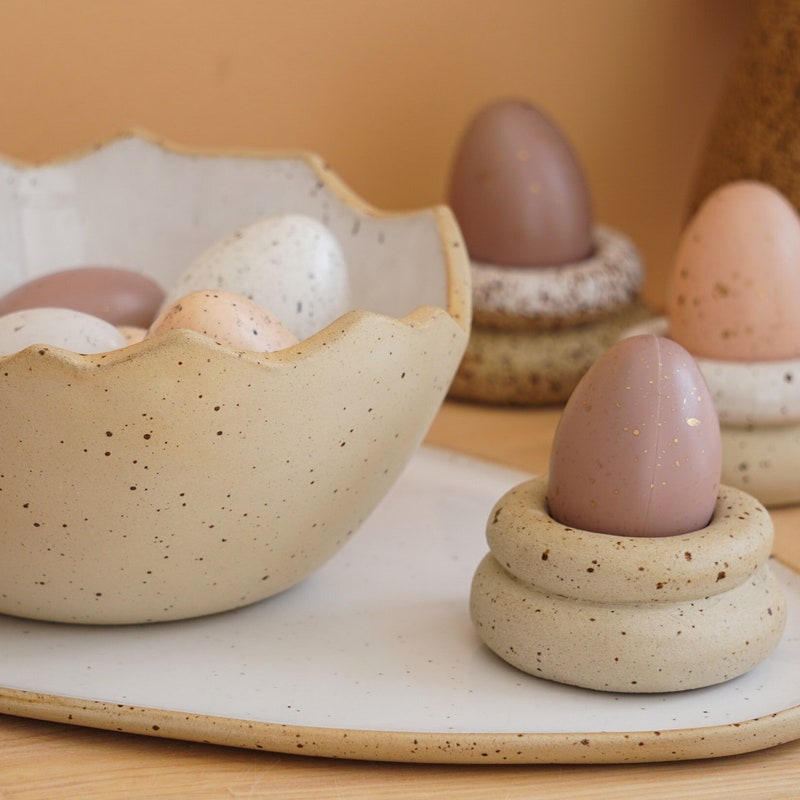 Ceramic Egg Holder - Etsy