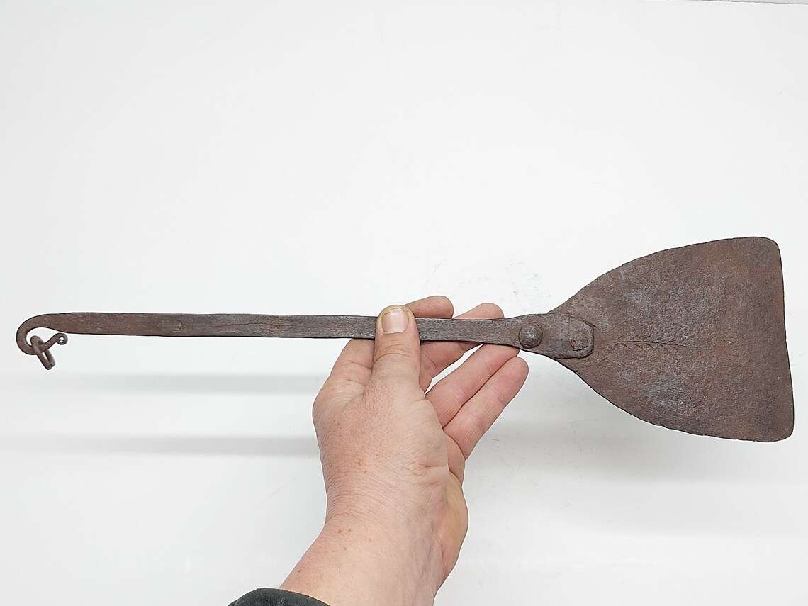 Pizza Paddle Iron Rusty Old Kitchen Paddle Oven Bread Peel | Etsy