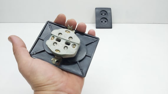 Industrial plug contact Power supply socket 250V-10A Black socket plug ...
