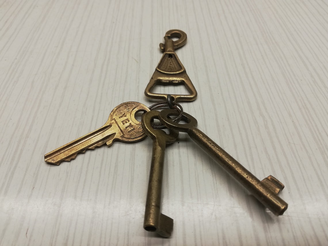 Vintage Keychain With 3 Keys Brass Kit Brass Key Holder | Etsy
