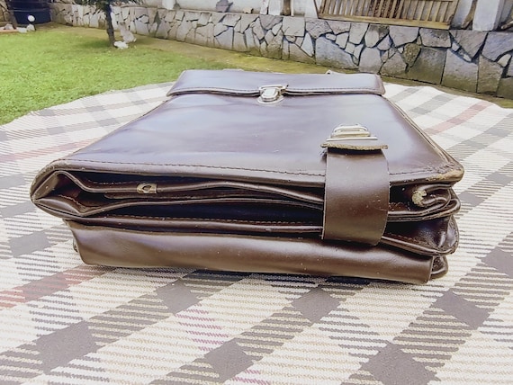 Vintage WW2 Army Officer Leather Bag: Dark Brown Mili… - Gem