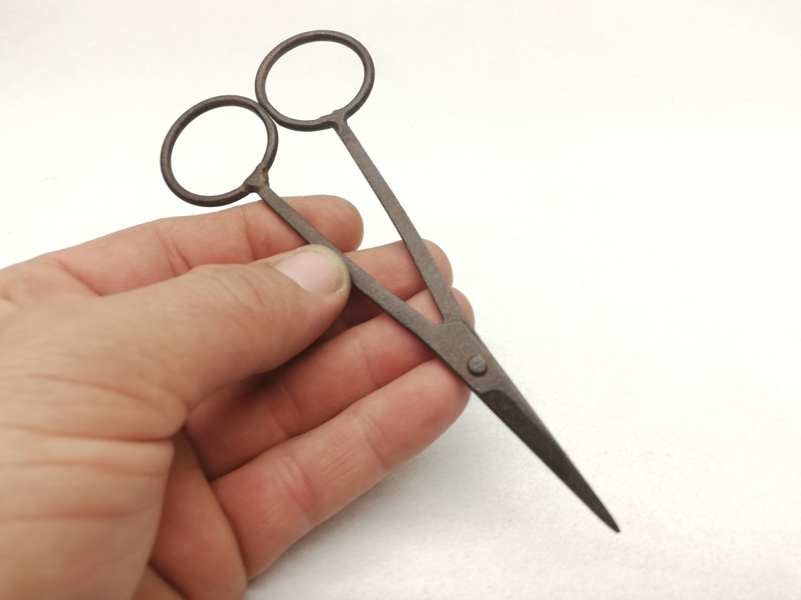 Vintage Sewing Scissors 1940s Rare Rusty Scissors Metal - Etsy