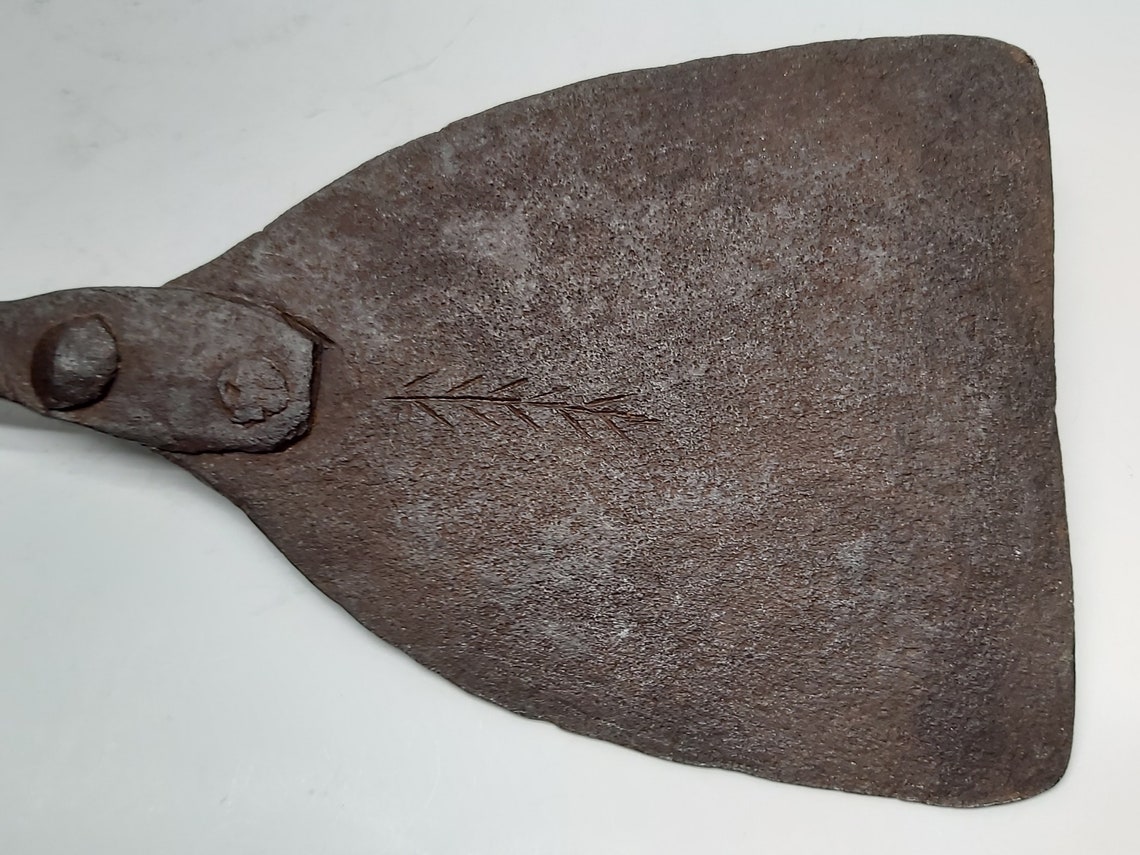 Pizza Paddle Iron Rusty Old Kitchen Paddle Oven Bread Peel | Etsy