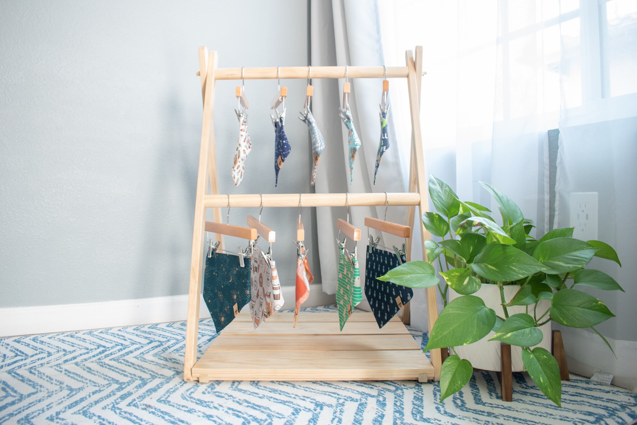 The Stand-ley Foldable Bandana Rack - Etsy
