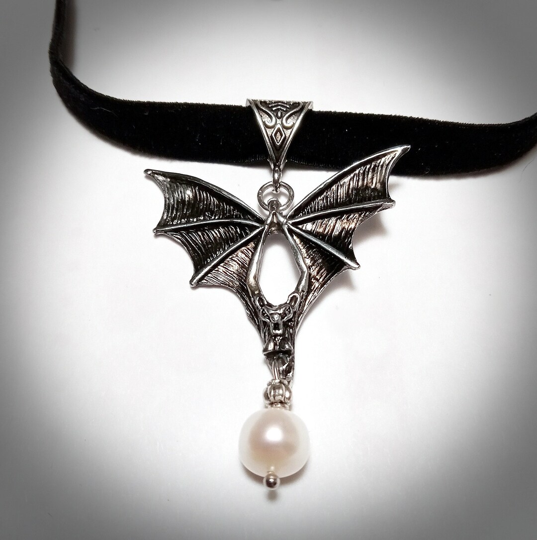 Genuine Pearl Vampire Bat Choker Necklace - Etsy