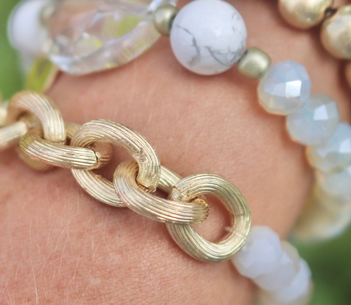 Beaded Bracelet Set / Chunky Chain / Set of Four / Metal Glass | Etsy