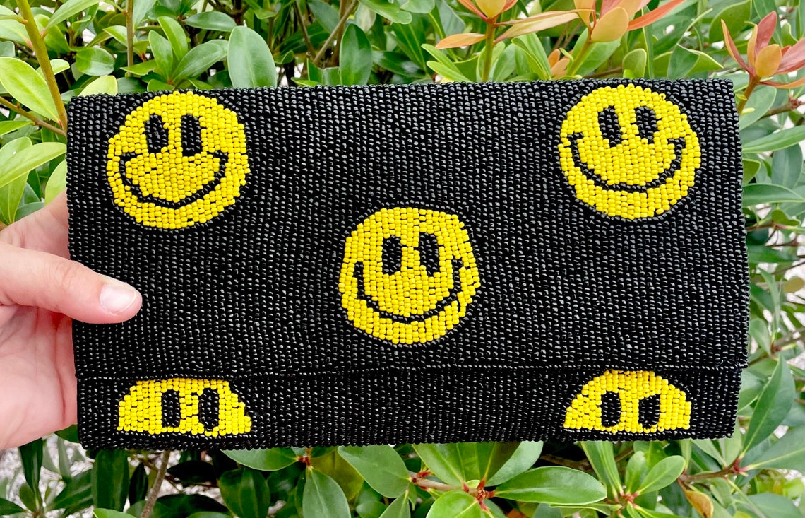 Smiley Face Beaded Clutch Purse / Seed Bead / Smile / 2022 / - Etsy