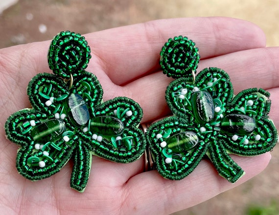 Green shamrock earrings store
