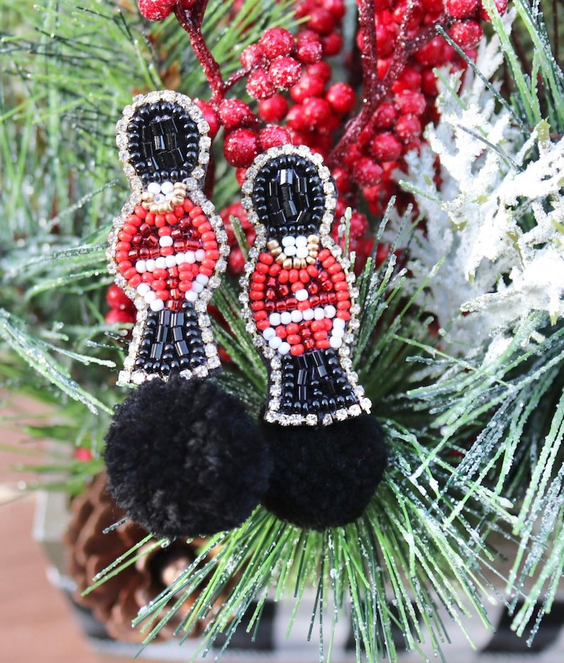 Toy Soldier Earrings / Christmas Earring / Seed Bead Pom Pom / - Etsy