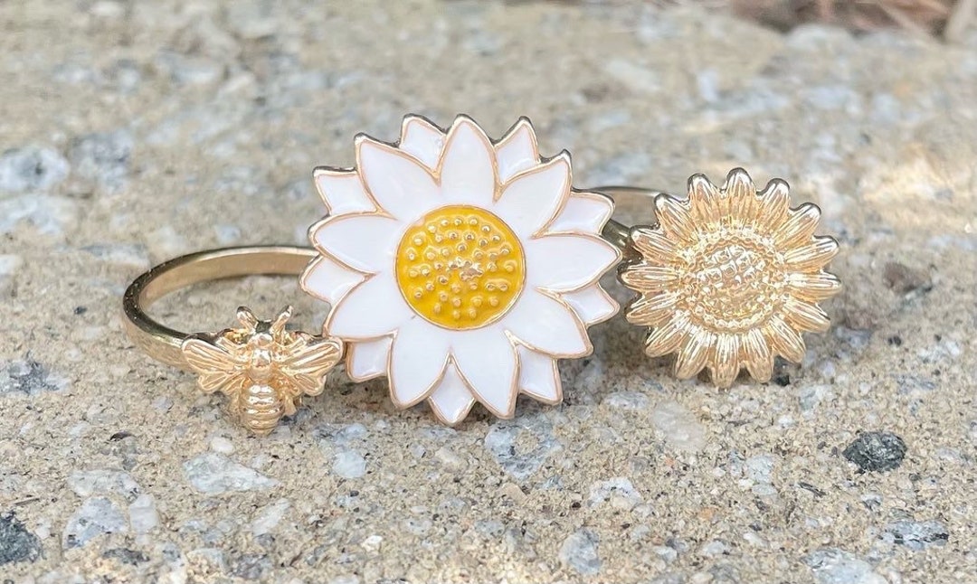 Stackable Bee Daisy Sunflower Rings / Jewelry / Popular / Midi / Simple ...