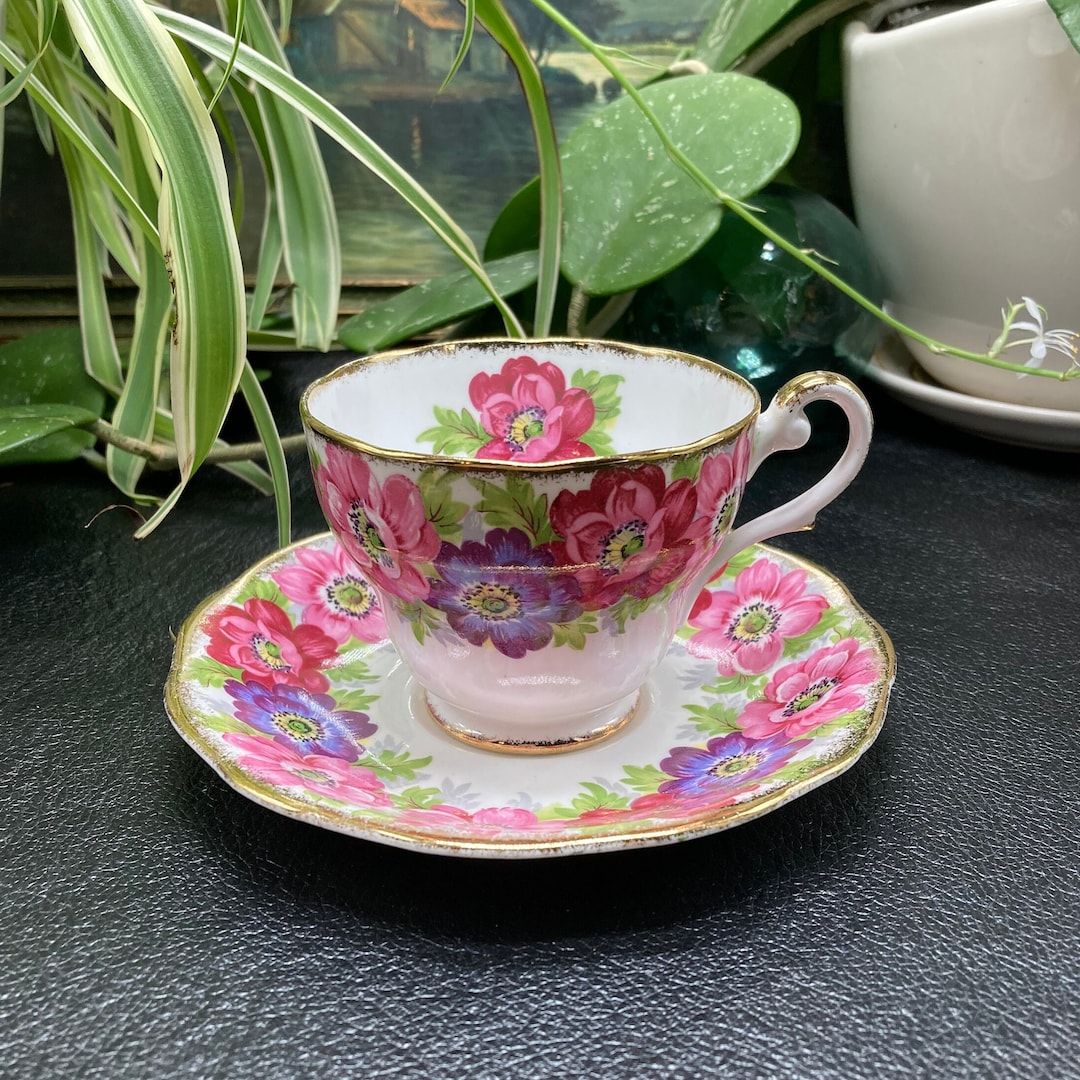 Royal Standard Fine Bone China, England carmen Vintage Tea Cup and ...