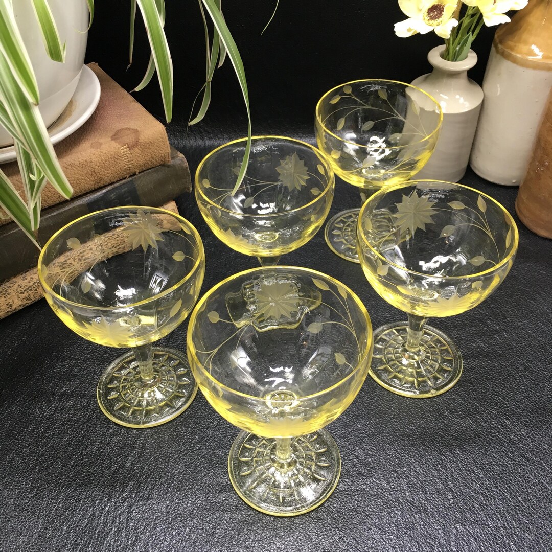Vintage Anchor Hocking Canary Yellow, Uranium Glass Champagne/sherbet ...