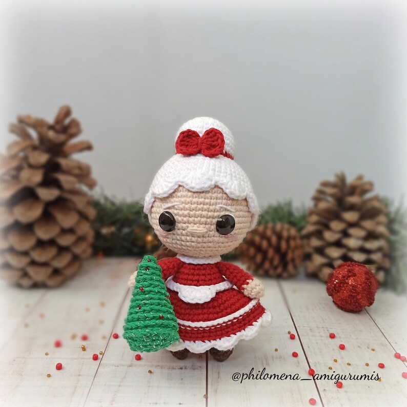 Crochet Pattern, Mrs. Claus, Christmas Doll, Amigurumi PDF Tutorial - Etsy