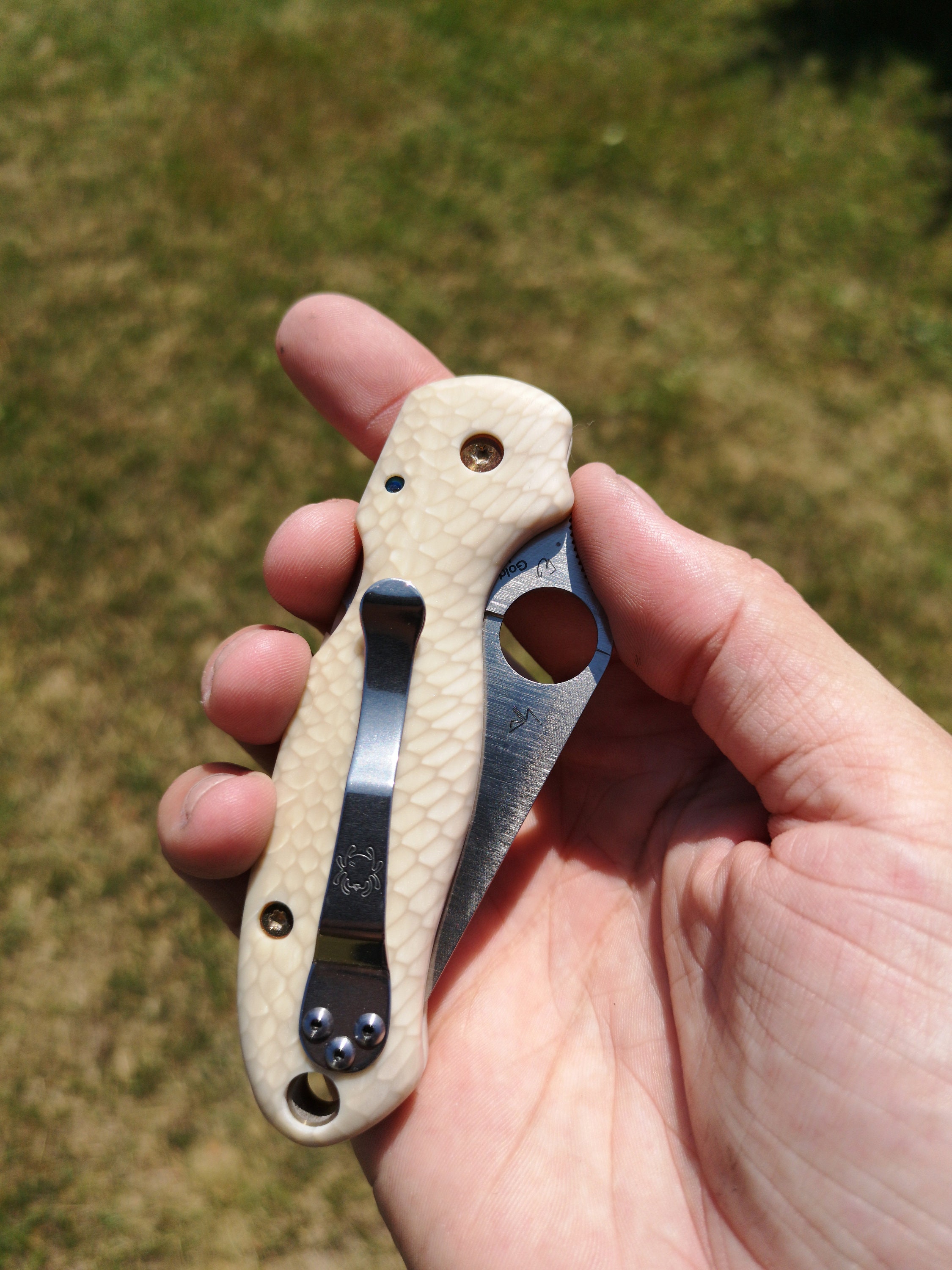 Scales for Spyderco Paramilitary 3 in ivory Juma | Etsy