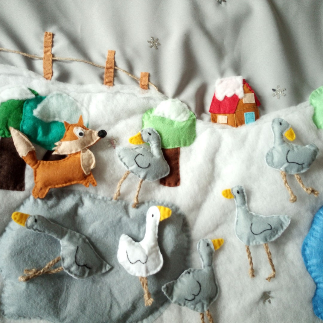 Tapis à histoire pour raconter l'histoire d'une petite oie pas si bête ...