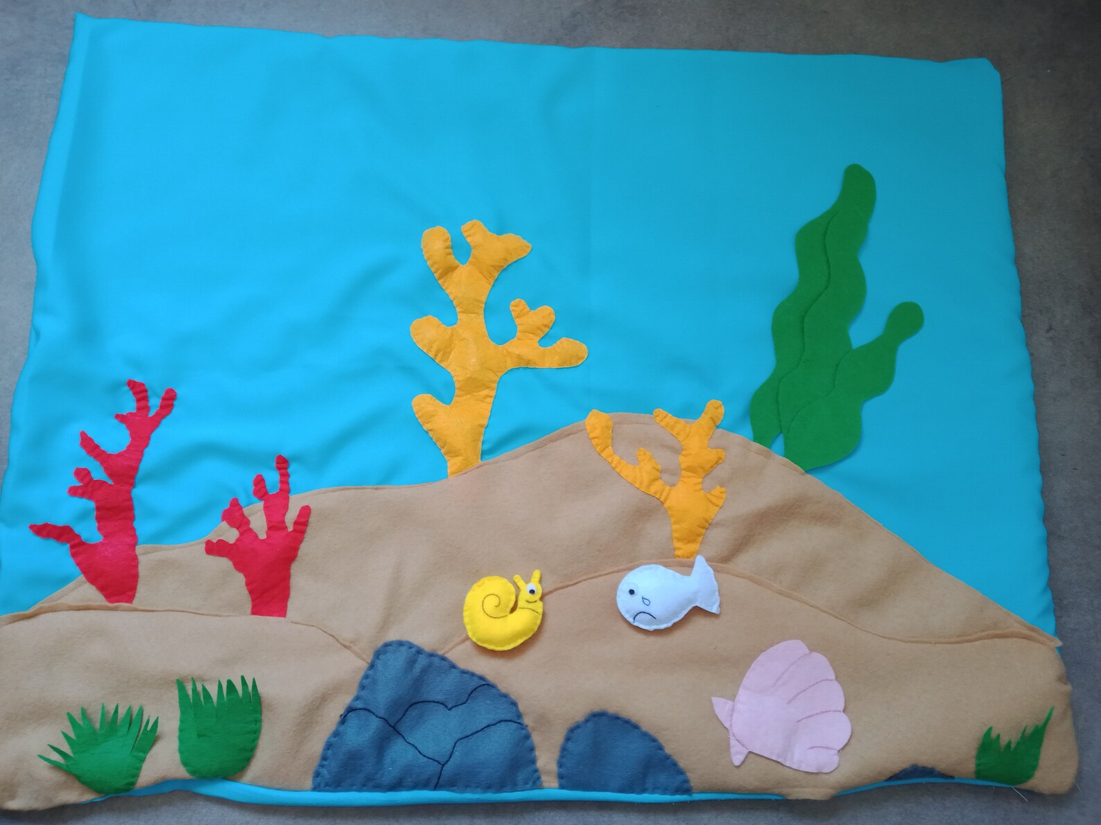 Tapis a histoire petit poisson blanc pour raconter 3 histoires - Etsy ...