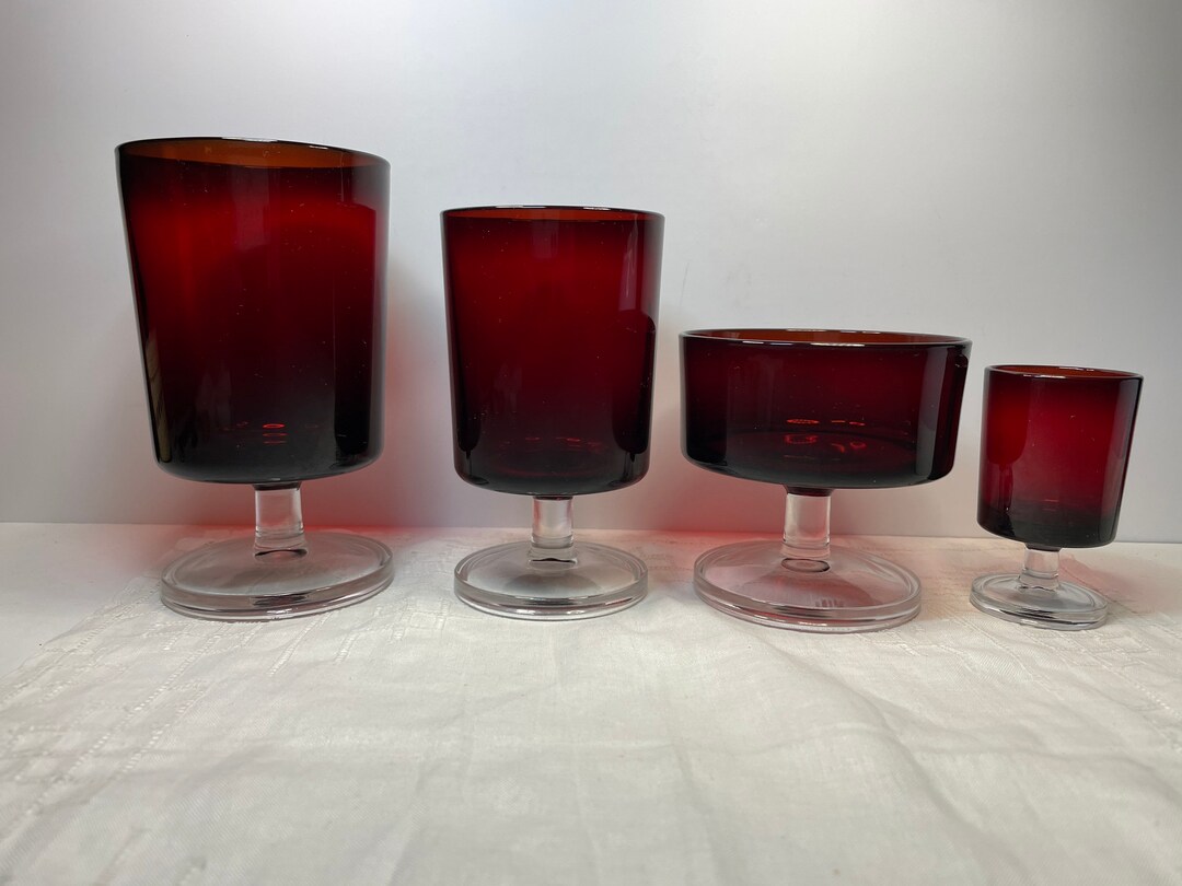 Beautiful Ruby Red Luminarc Verrerie D’arques Water Wine Dessert ...