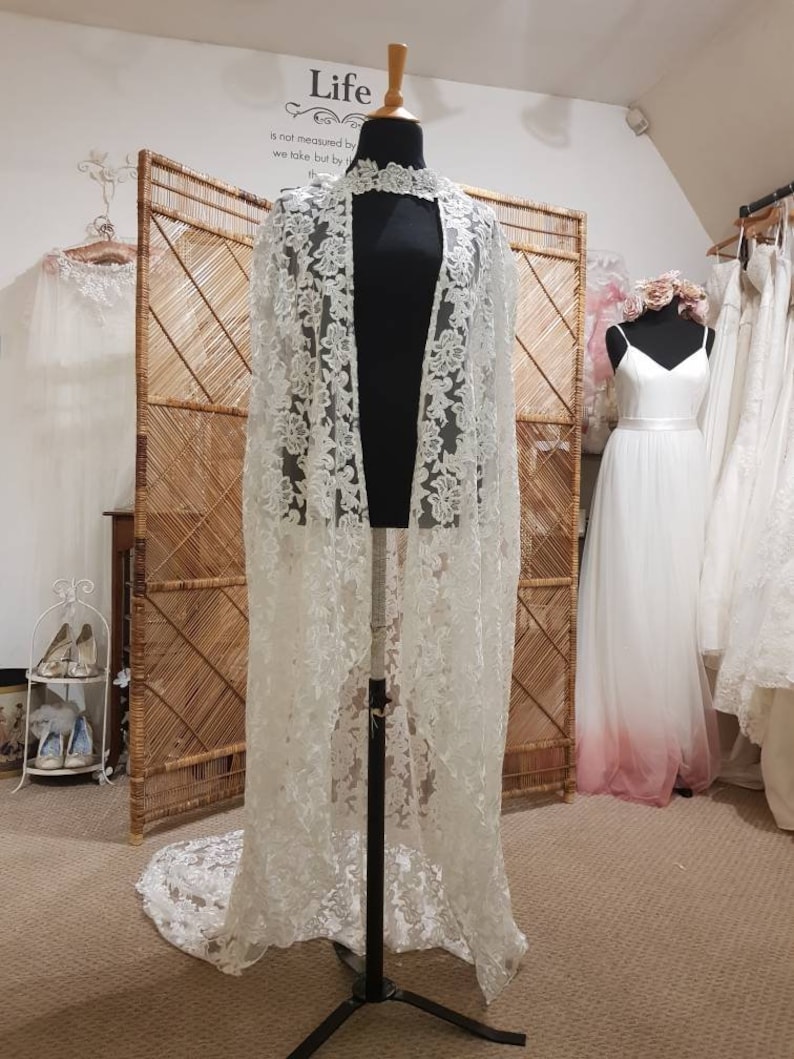 Bridal Cloak Hooded Bridal Cape Lace Cape Wedding Cape - Etsy UK