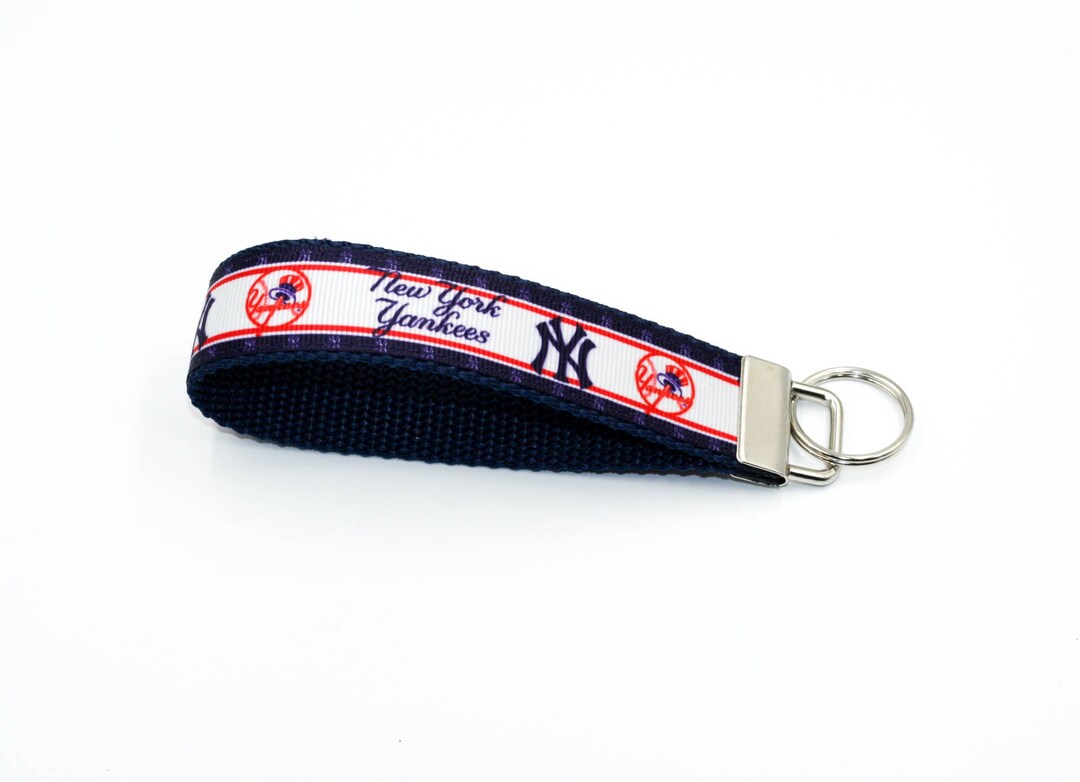 New York Yankees Football Design, Ribbon Wristlet Keyfob Grab Keychain ...
