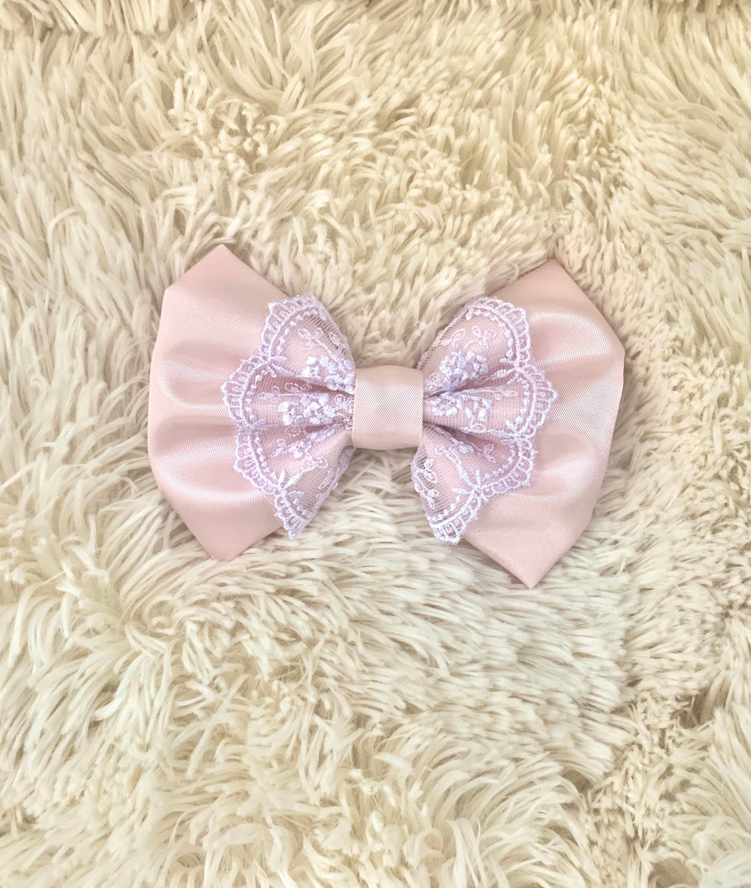 Pretty Light Pink and White Lace Hair Bow. Chic Flower Girl Wedding ...