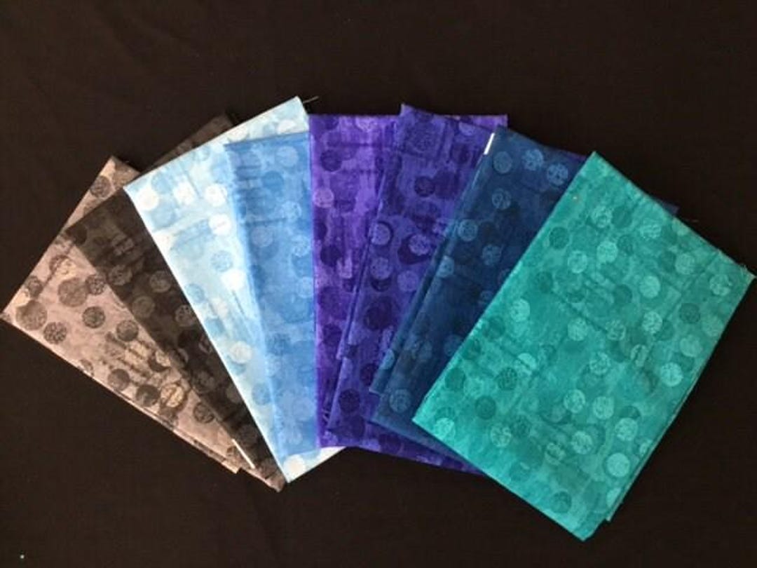 Jot Dots 8 Piece Fat Qtr Bundle #B - Etsy