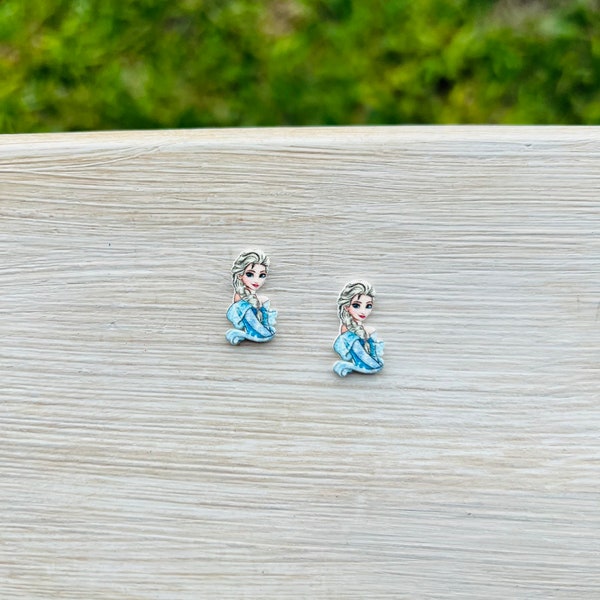 Elsa Earring - Etsy