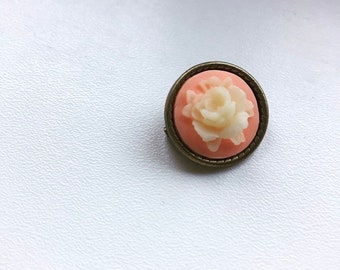 Peach brooch | Etsy