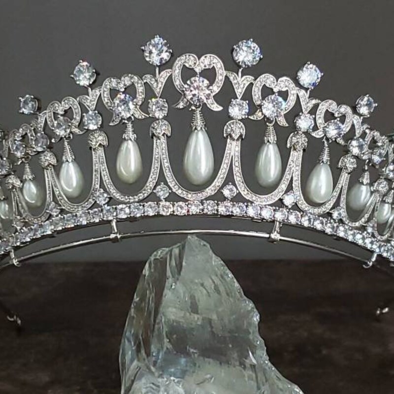 Royal Replica Tiara - Etsy