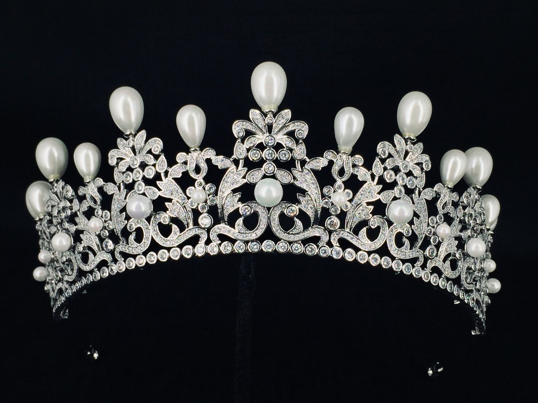 Pearl and Crystal Silver Tiara With Pearl Drop Earrings, Diamond ...
