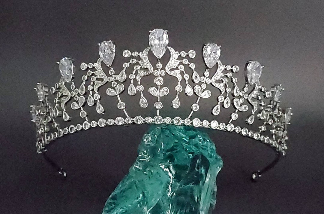 Elegant Bourbon Parma Bridal Tiara French Royal Replica / the Princess ...
