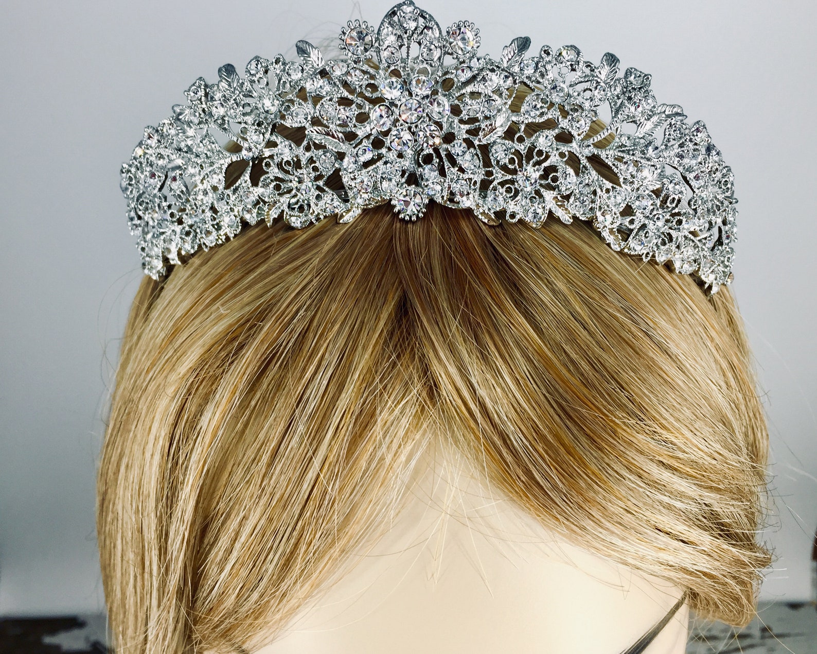 Tiara Wedding Tiaracrown Bridal Headpieceamaryllis Tiara - Etsy