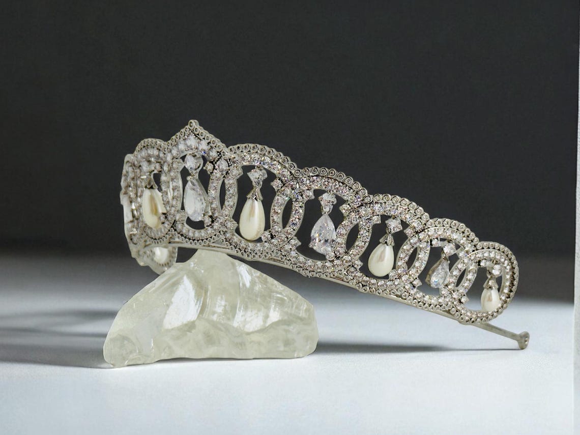 Princess Anastasia of Greece and Denmark Pearls Diamond Loop Tiara ...