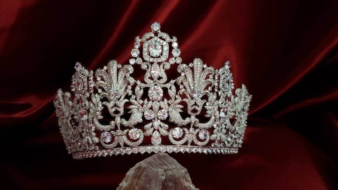Tiara, Luxury Diamante Tiara, Royal Crown Replica, Large Bridal Tiara ...