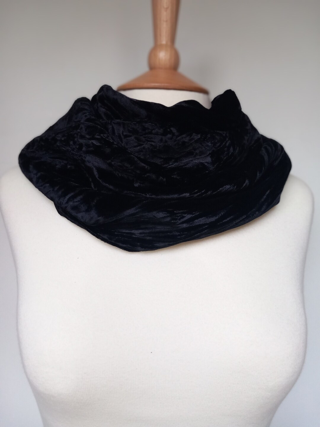Black Crushed Velvet Snood - Etsy