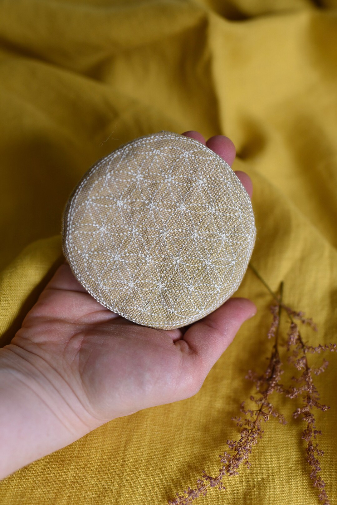 Embroidered Lavender Sachet Pillow "cookie" Ø9cm | Organic Linen From ...