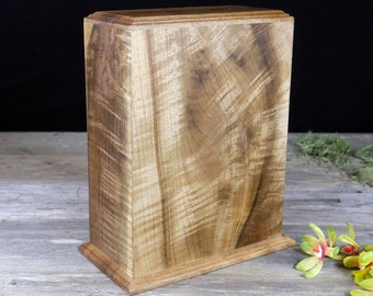 Bay laurel wood | Etsy