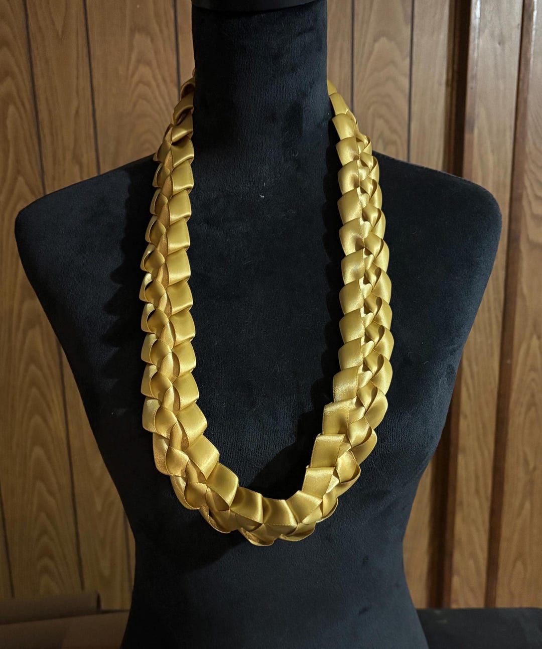 Classic Graduation Lei - Etsy