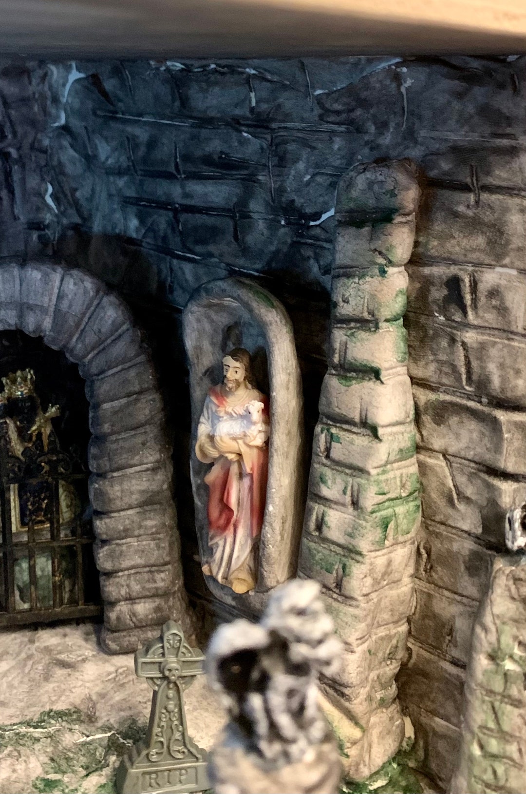 Miniature Jesus, Jezus 5cm Figurine Statue - Etsy