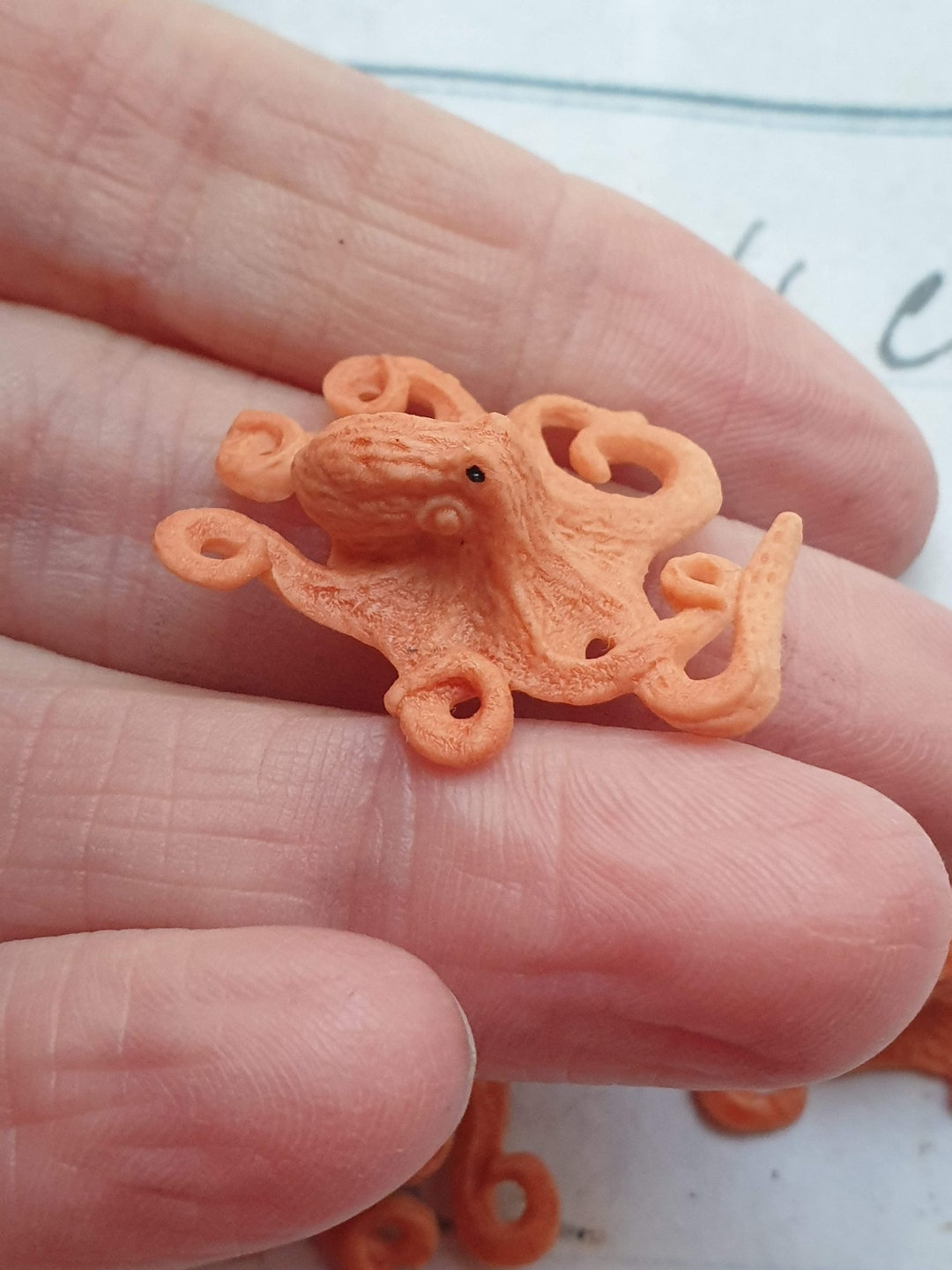 Miniature Octopus for Miniature Crafts, Dollhouse, Micro, Diorama, Book ...