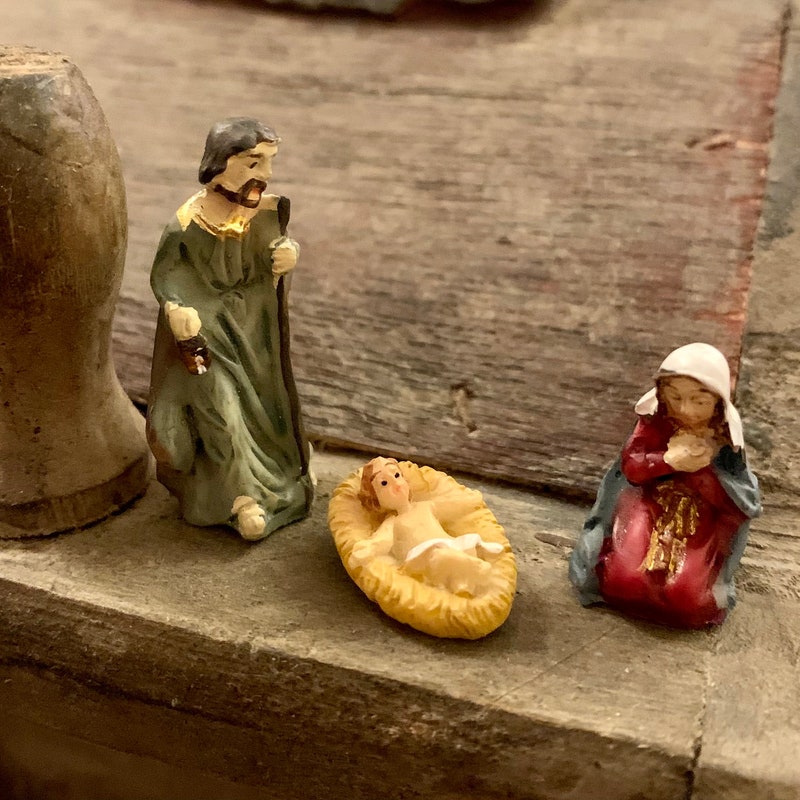 Baby Jesus Mini Figurines - Etsy