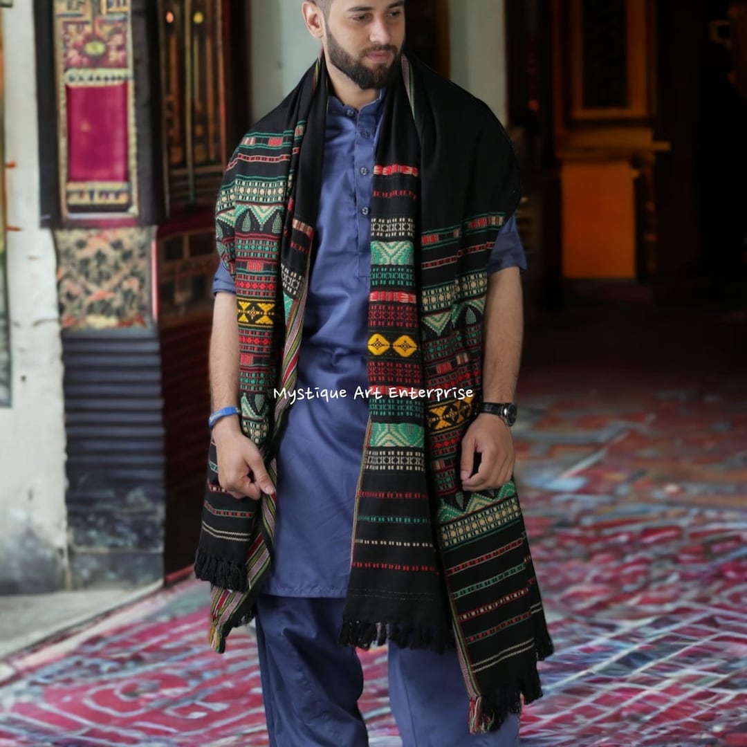 Beautiful Tribal Shawl in Black and Green Mix Winter Dhusa Shawl Men ...