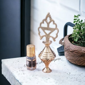 Beautiful Eyeliner Pot , Classic Eye Make-up Pot Golden , Surma-e-dani ...