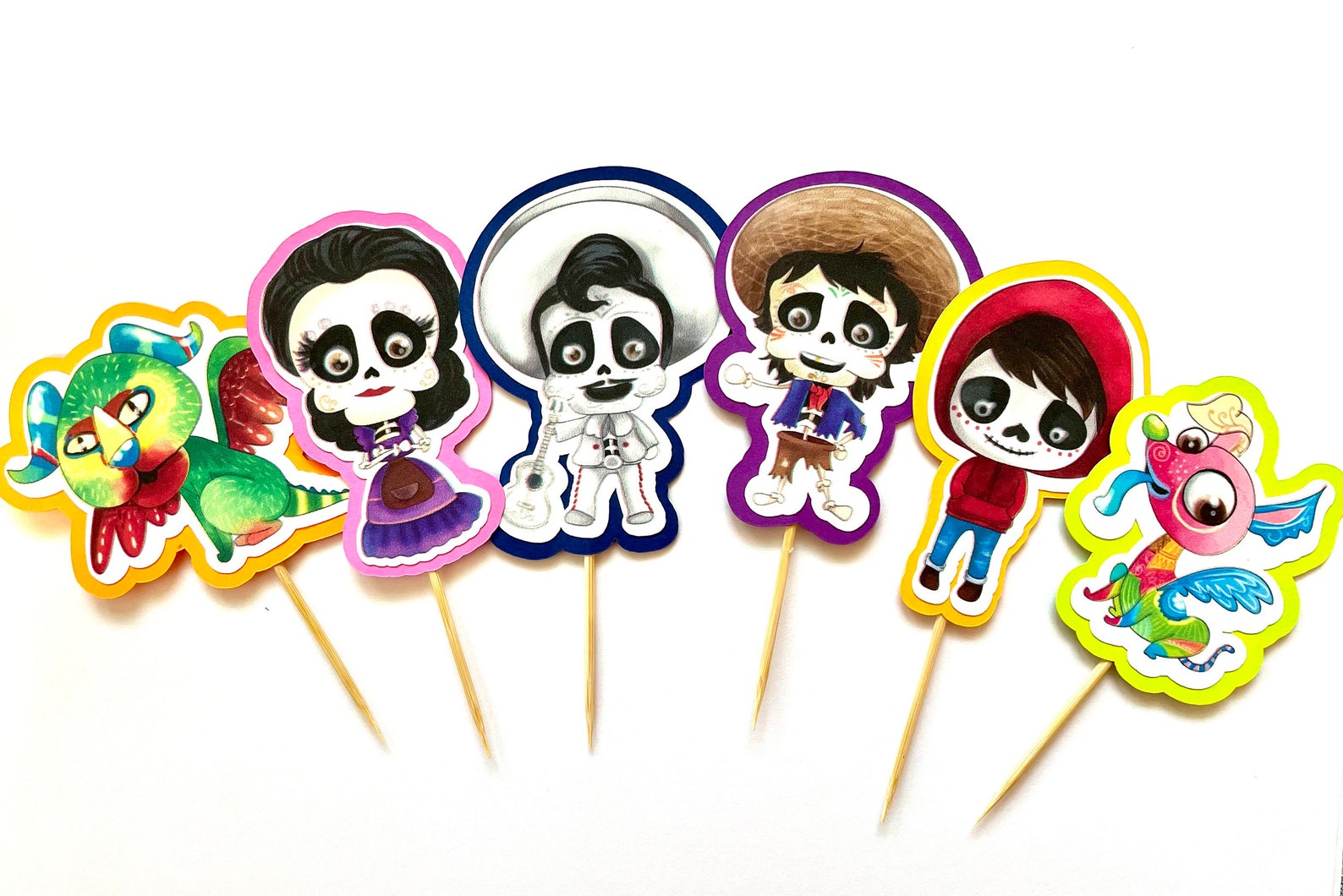 12 Coco Cupcake Topper, Coco Birthday Party, Coco Decor, El Dia De Los ...
