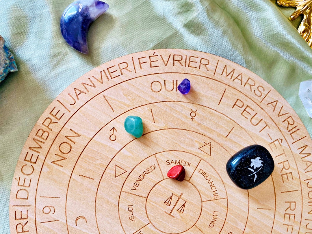 Planche Divinatoire En Bois - Divination, Charms Et Dés De Divination ...
