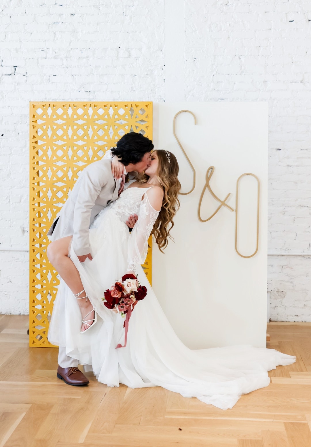 Mid Century Modern Wedding Backdrop Wooden Initials, Modern Letters ...