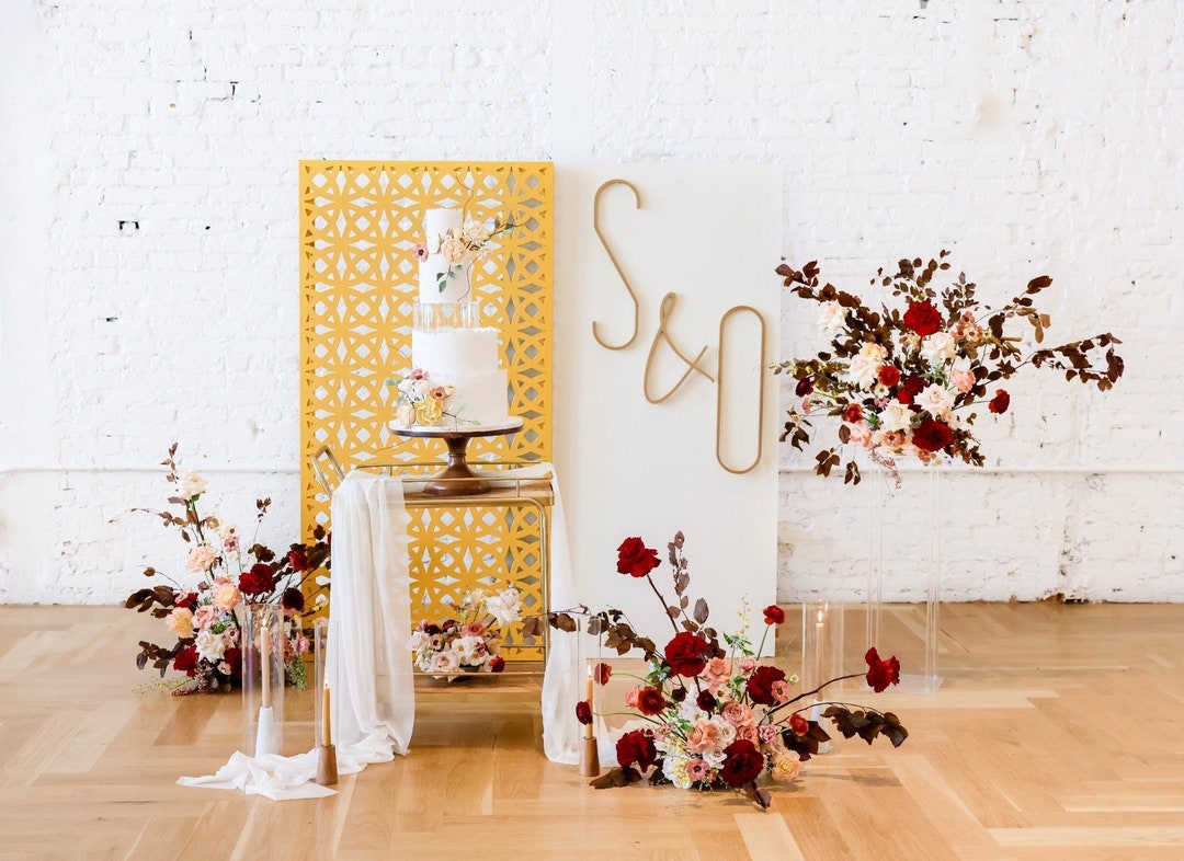 Mid Century Modern Wedding Backdrop Wooden Initials Modern - Etsy