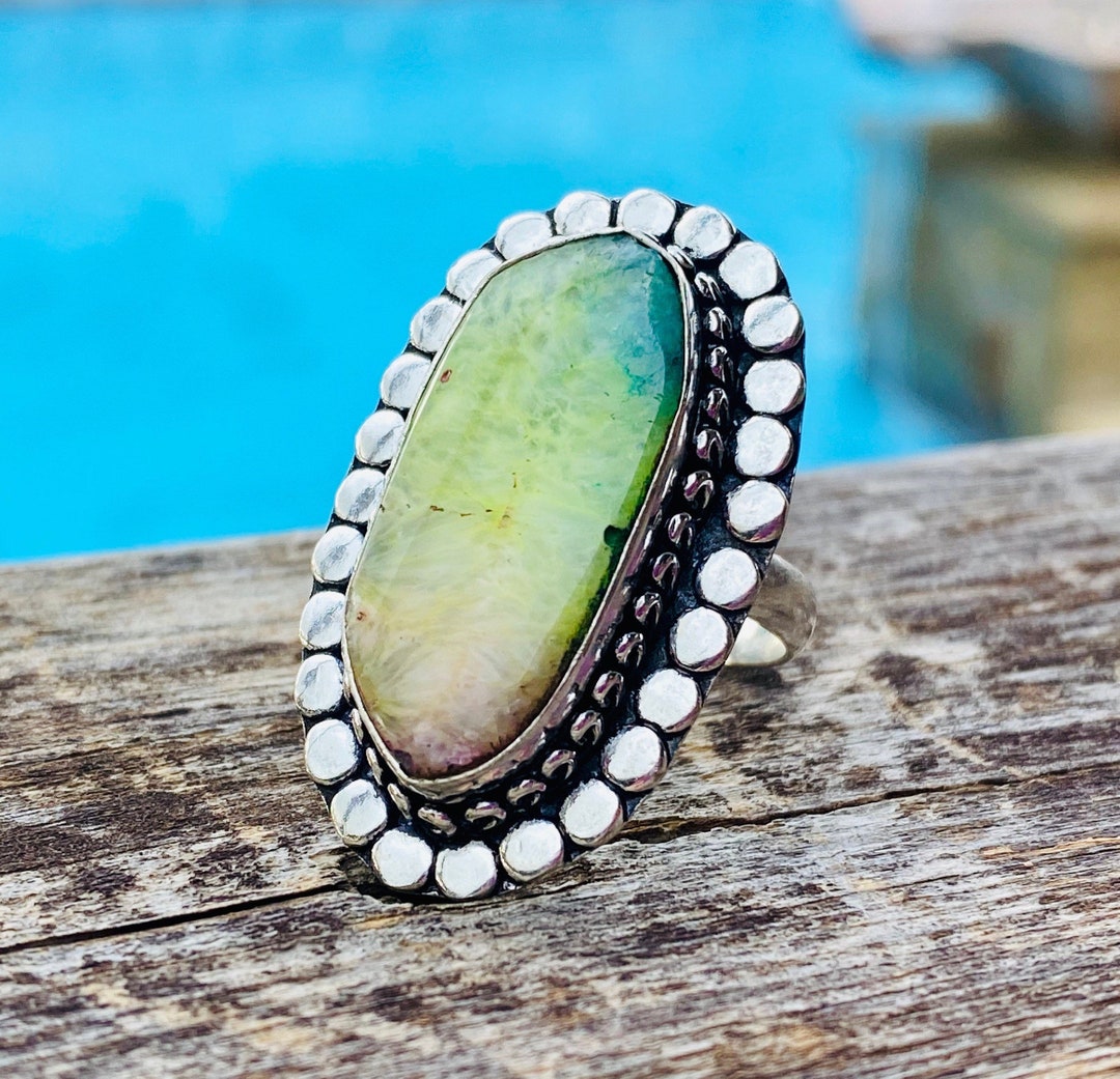 Rainbow, Solar Quartz, Ring, in Oxidized Silver, Size 8.5 - Etsy