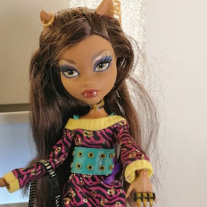 clawdeen wolf schools out coloring pages
