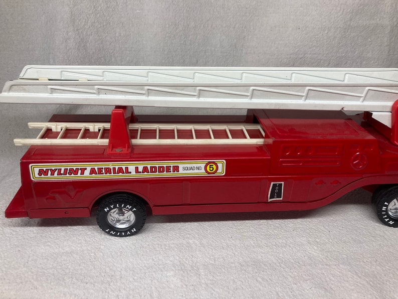 Super Rare Nylint No. 942 Firehouse Set With Accessories and - Etsy